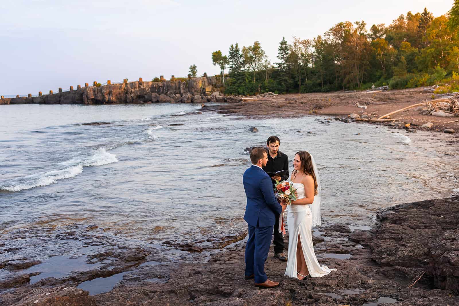 The Best Places to Elope in the Midwest - Forever and Evergreens